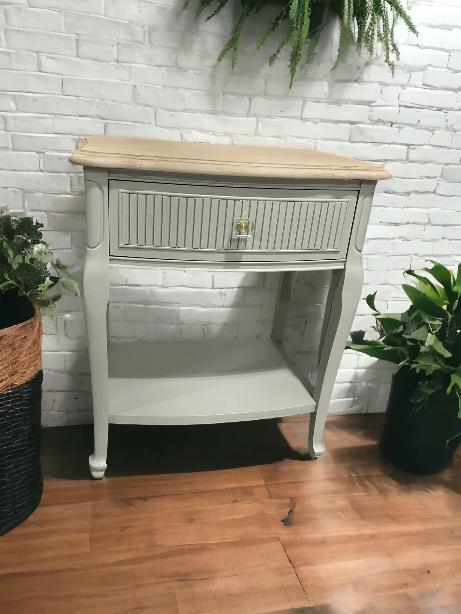 Rethunk Junk by Laura Furniture and Cabinet Resin Paint Sea Spray ...